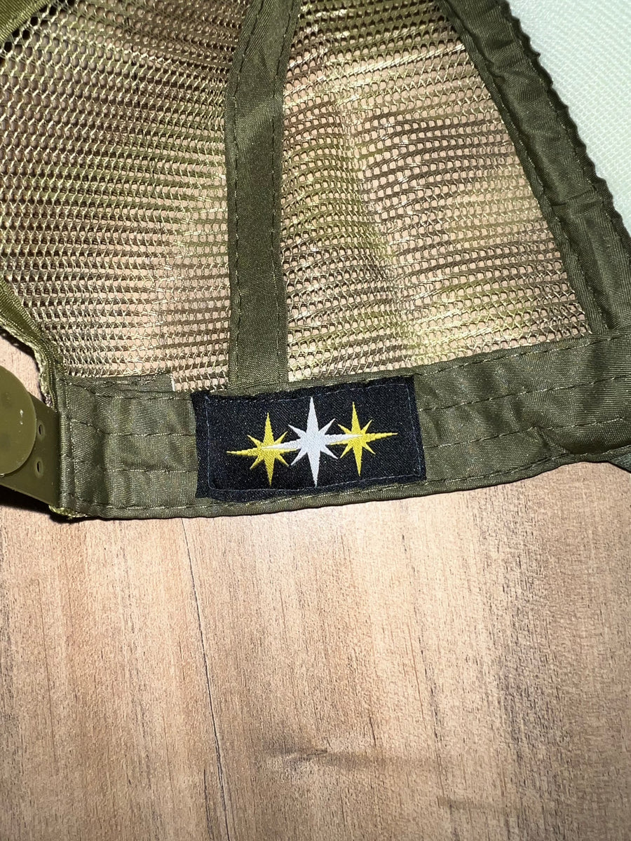 *SAMPLE* Shiny Rayquaza Trucker Hat Camo – EcosysLA